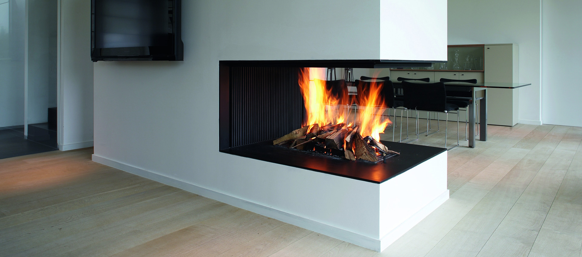 Schinharl Kamine München - Holzfeuer offener Betrieb